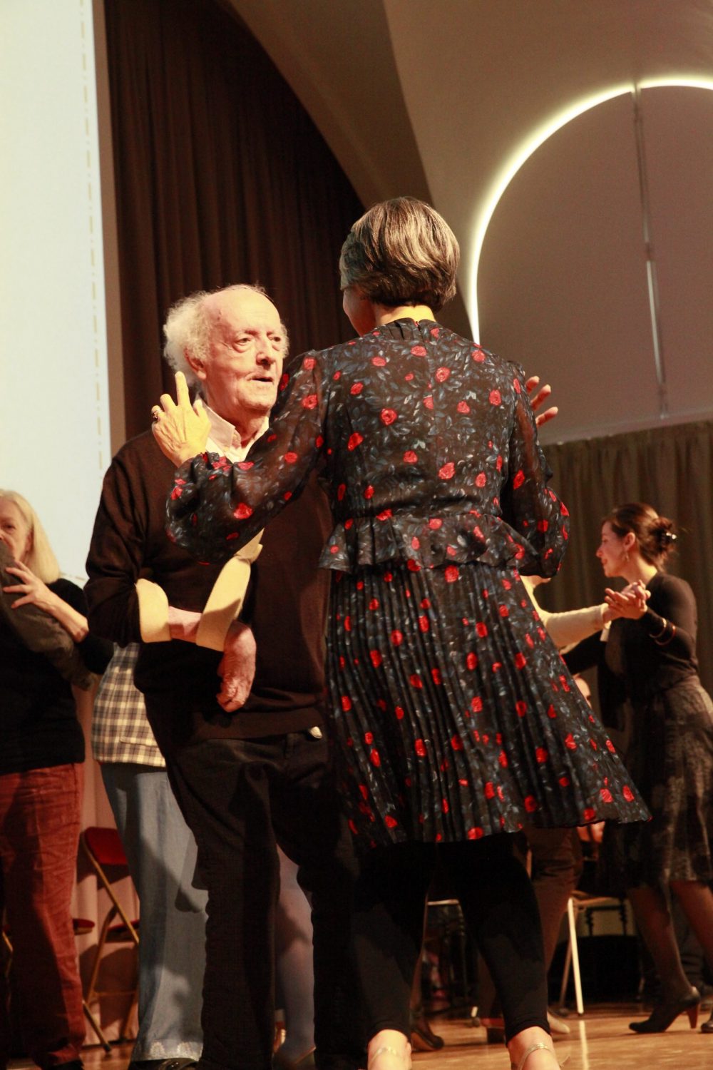 Tuto Tango N°5 pour les résidents et patients d'ISATIS - Isatis